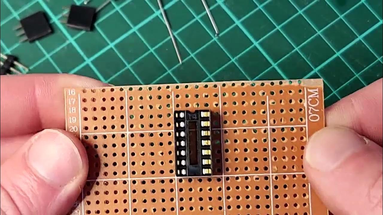 Picaxe trainer: 1 Getting Started - YouTube