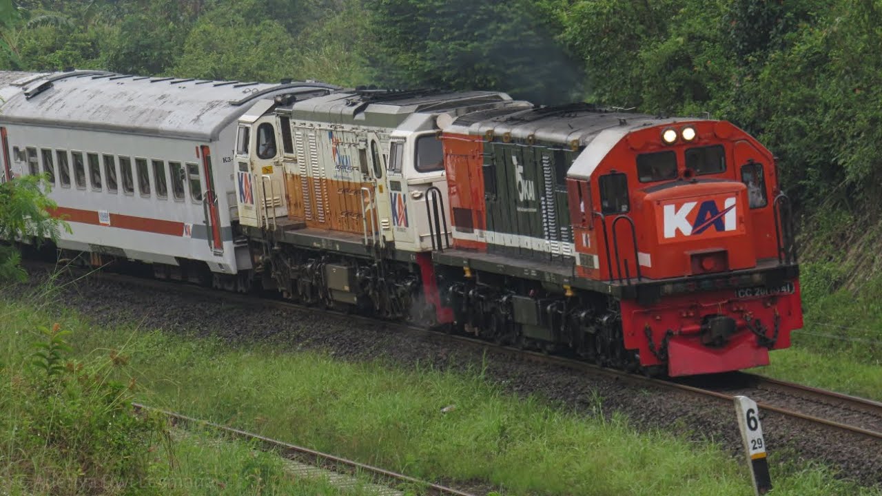 LOKOMOTIF TRANSMIGRAN !! Pengiriman Lokomotif CC 206 dari Jawa Ke ...