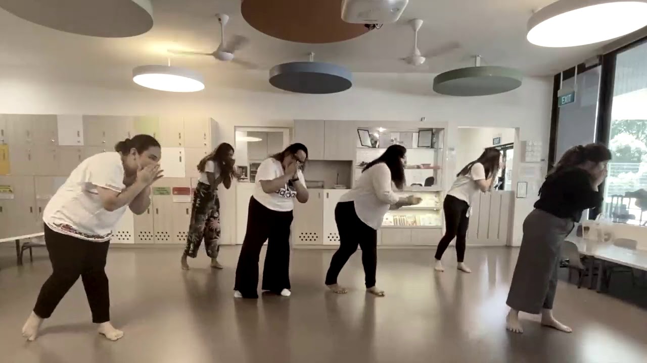 Baby Shark Hand Washing Dance - YouTube