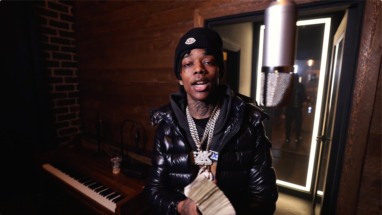 Heembeezy - Phantom [Official Live Performance] - YouTube