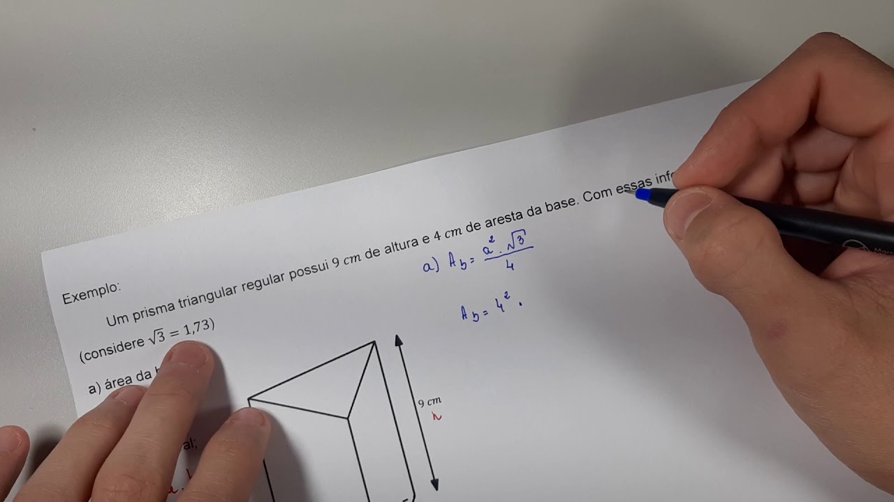 Geometria espacial - Prisma Triangular Regular - Exercício resolvido ...