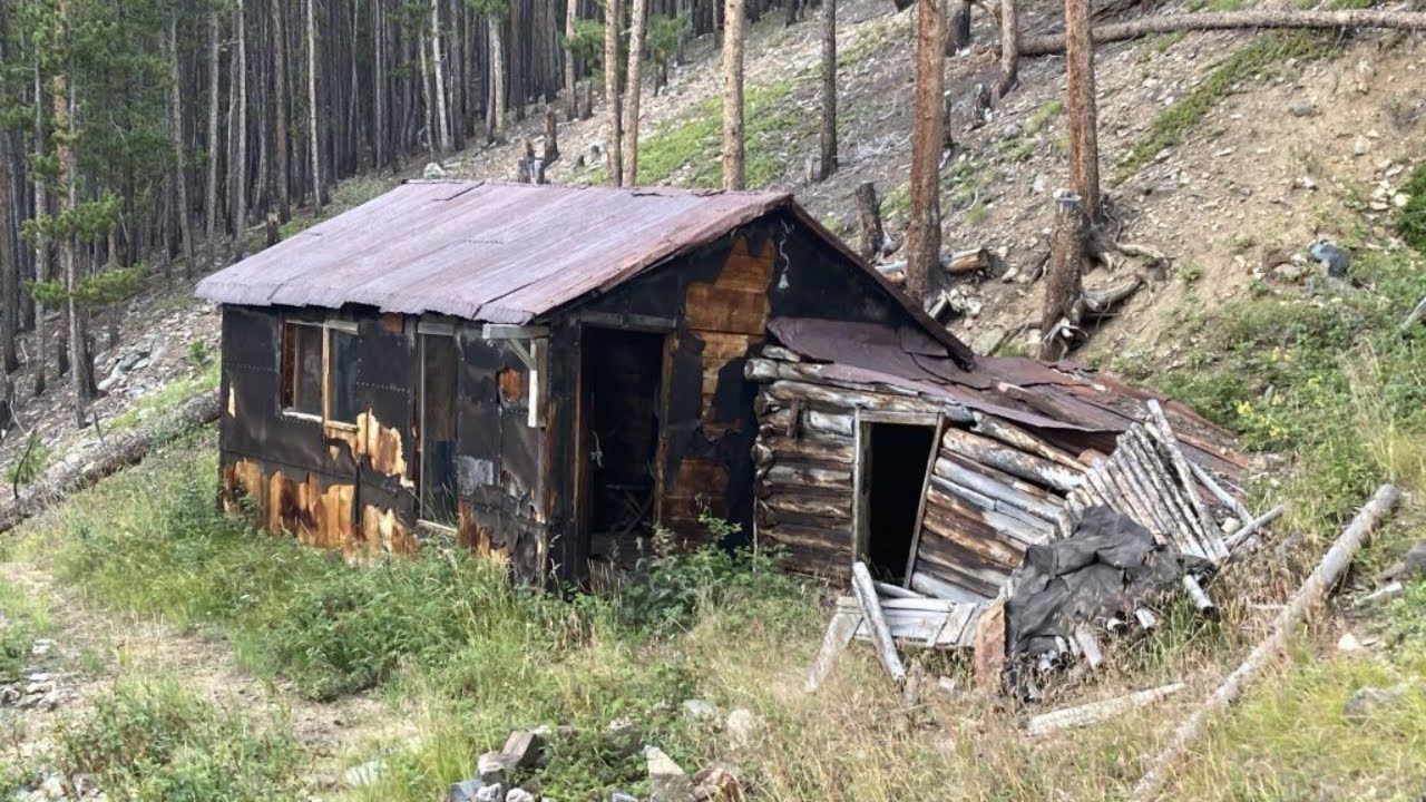 This Forest Ranger Stumbles Upon A Mysterious Cabin In The Woods With A ...