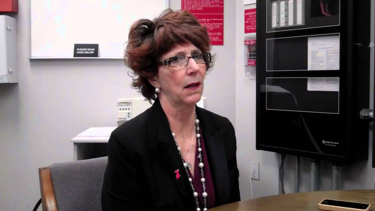 Linda Daley and Officer Mark Buskey - YouTube