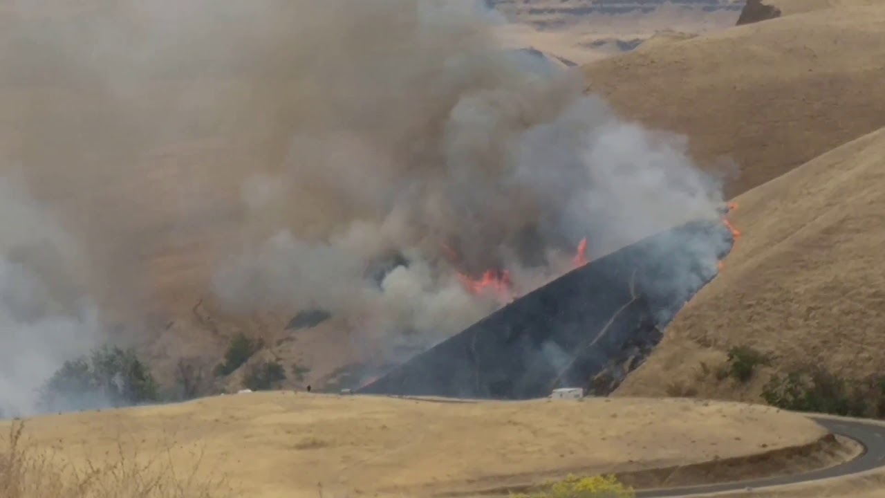 The Maryhill Loops burning down... - YouTube