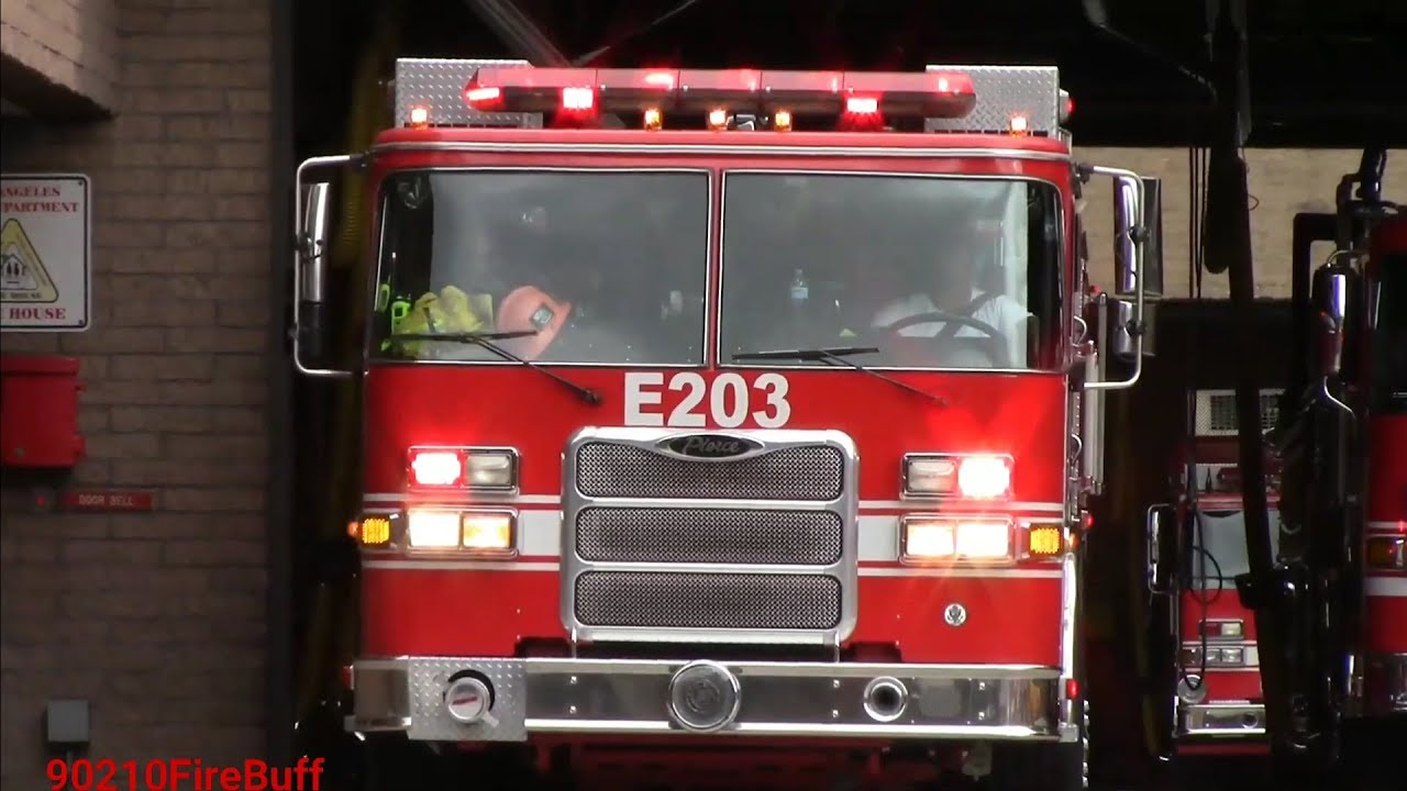 LAFD Engine 203 Responding - YouTube