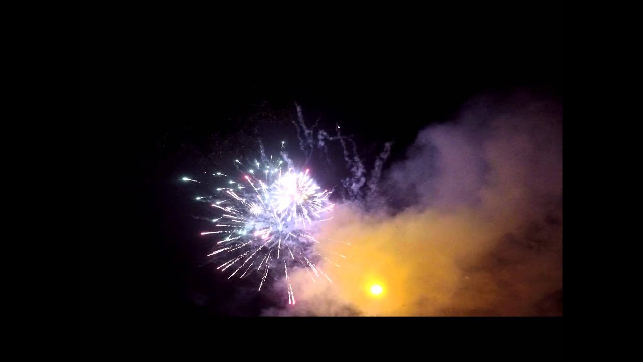 July 4th 2015 Fireworks with UFO? - YouTube