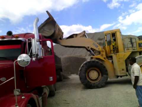 13 speed peterbilt see it deh - YouTube