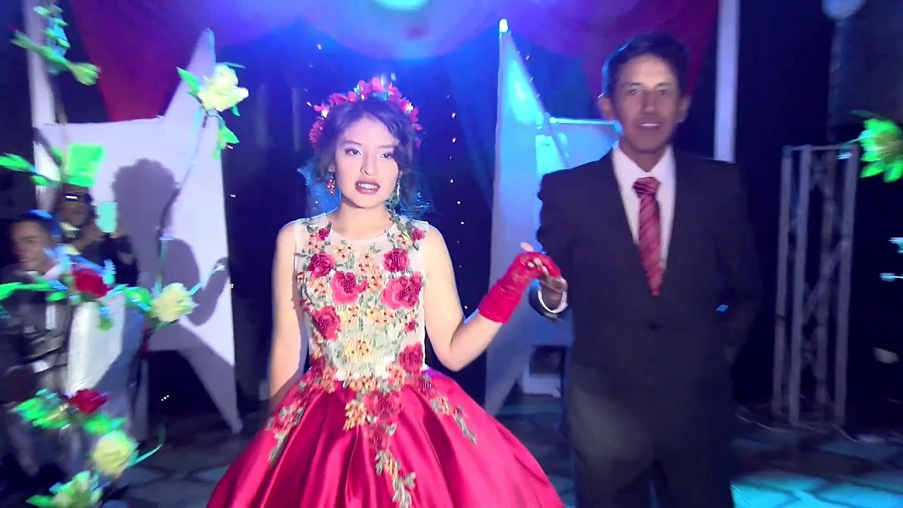 MIS 15 AÑOS NICOLE QUINTO - YouTube