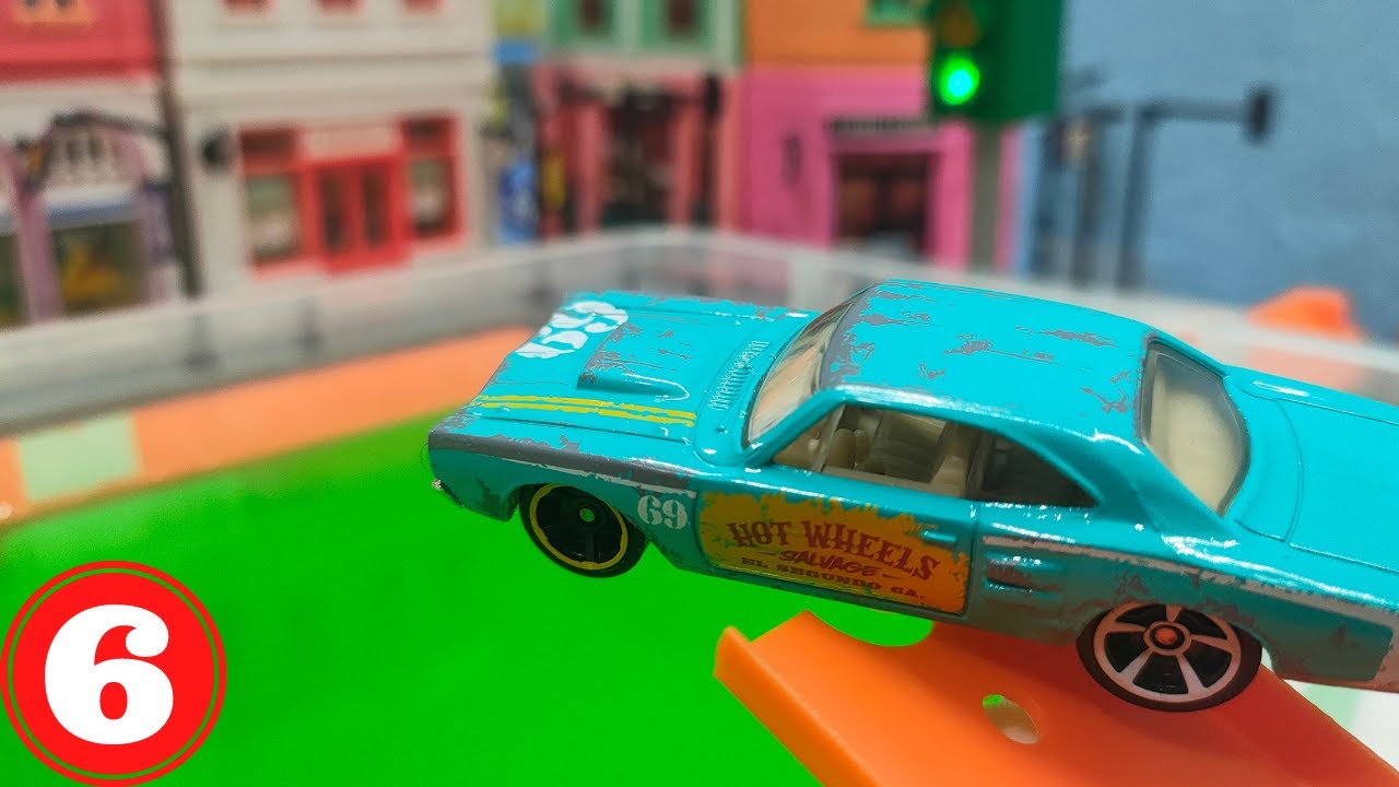 Hot Wheels Cars Driving and Jumping into Green Water - YouTube
