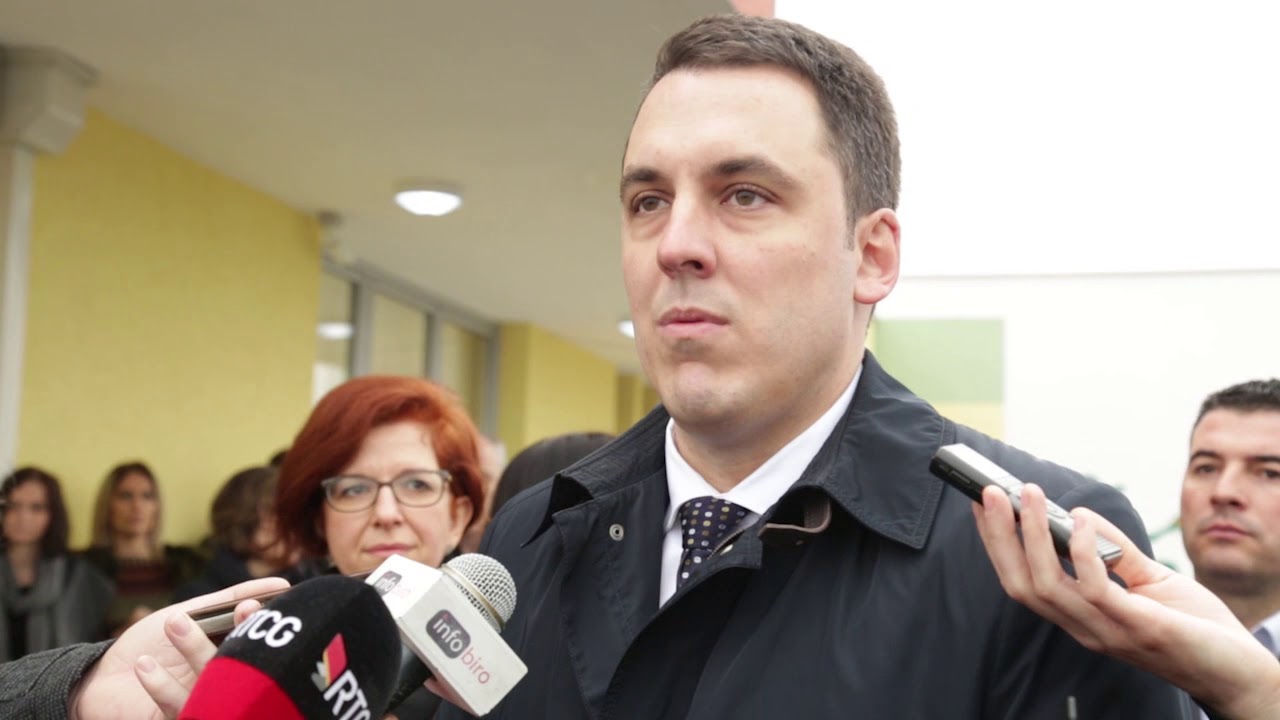 Gradonacelnik dr Ivan Vukovic - YouTube