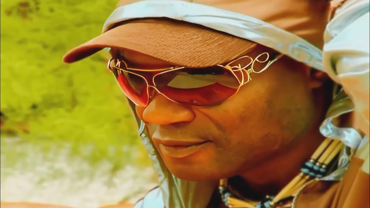 Koffi Olomide - Bla Bla Bla (Clip Officiel)