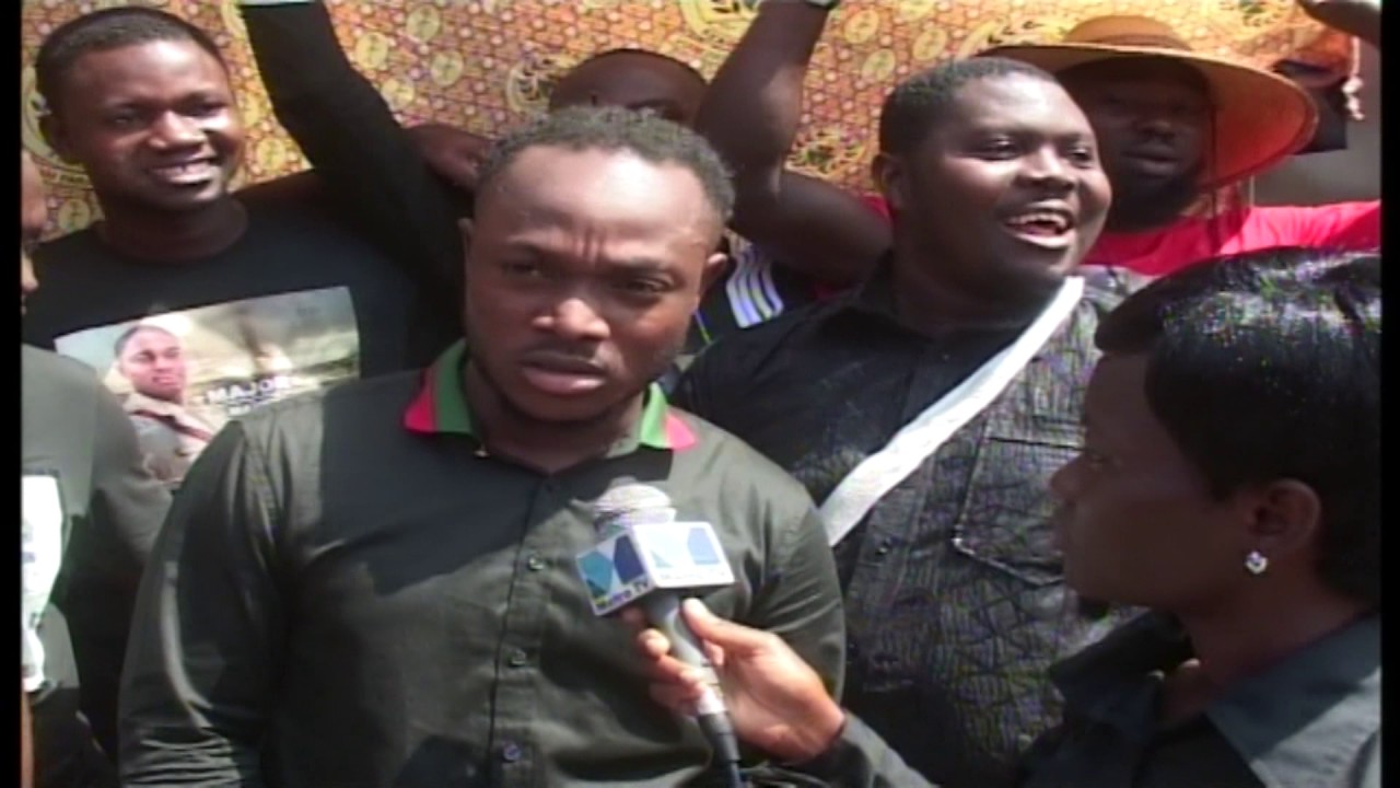 CLASSMATES OF MAJOR ADAM MAHAMA SHARES MEMORIES - YouTube