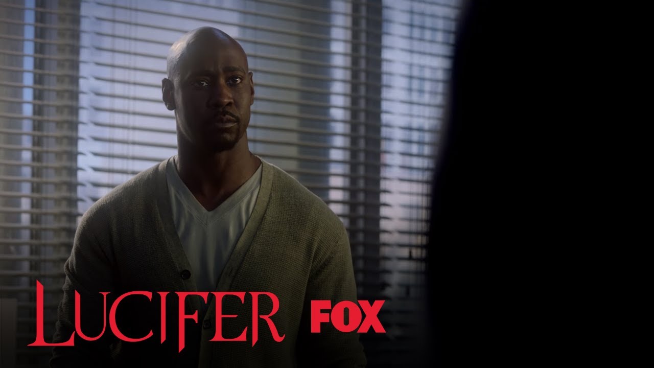 Amenadiel Has A Hard Time Trying To Understand Emojis | Season 3 Ep. 1 ...