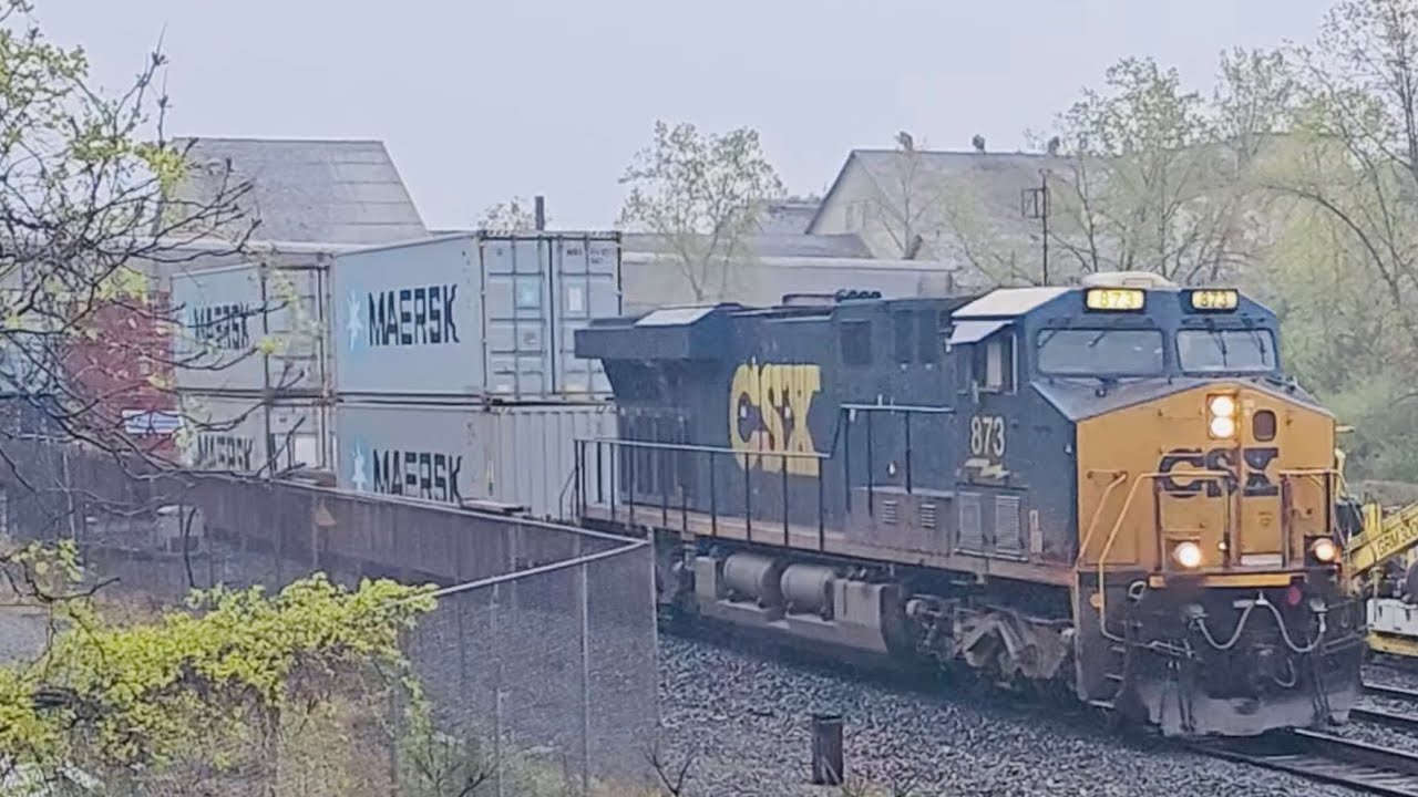 3 Trains @ Alsen Portland Cement! Nice Sounding Horn On The First Train ...
