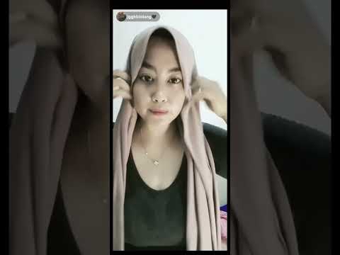 Mama muda besar banget 