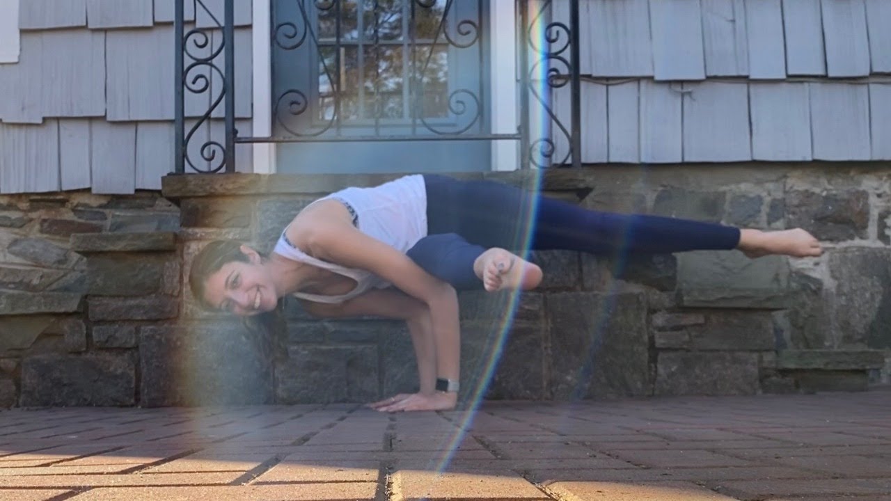LIVE 45 Min Yoga Flow with Jessie - YouTube