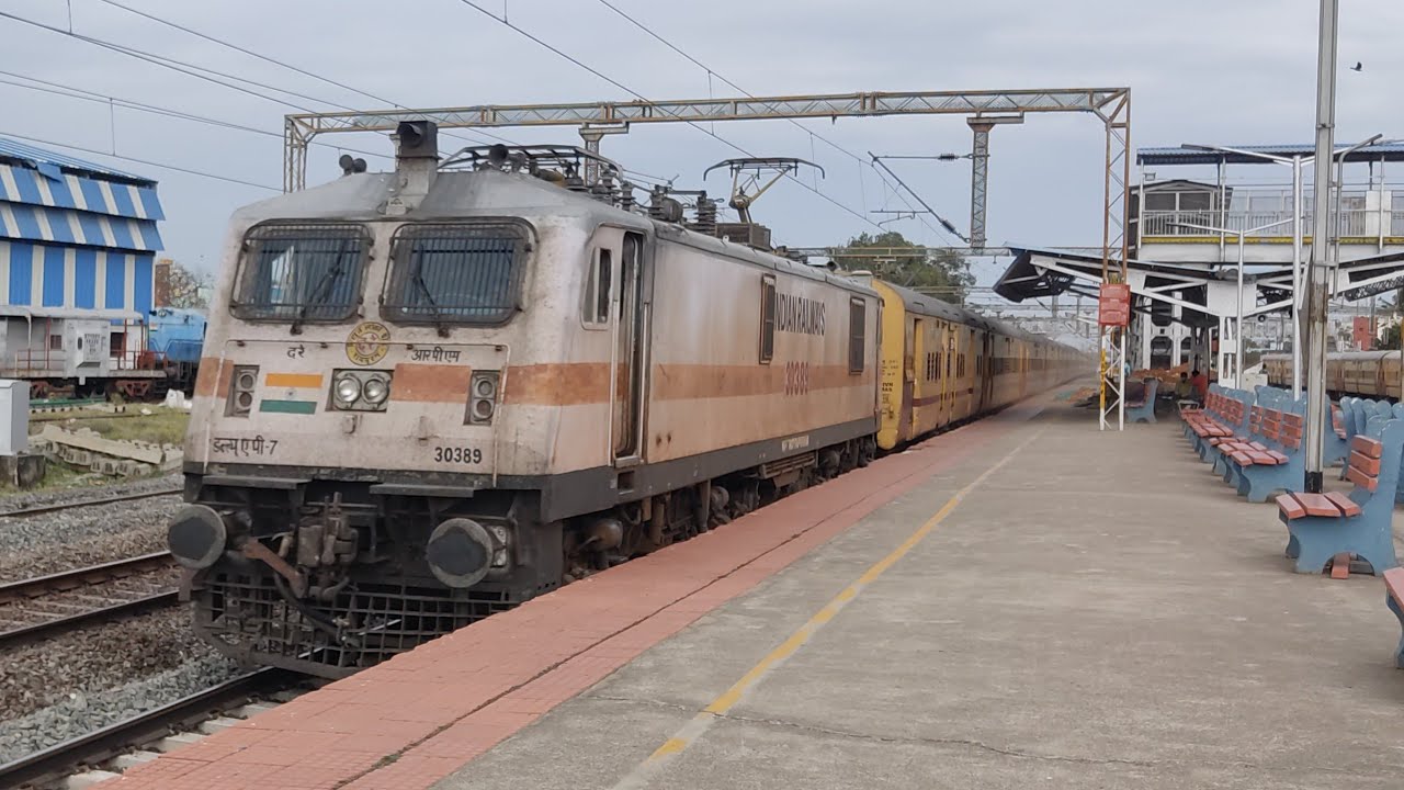 12695 Thiruvanathapuram SF Express // Chennai (MAS) To Trivandrum (TVC ...