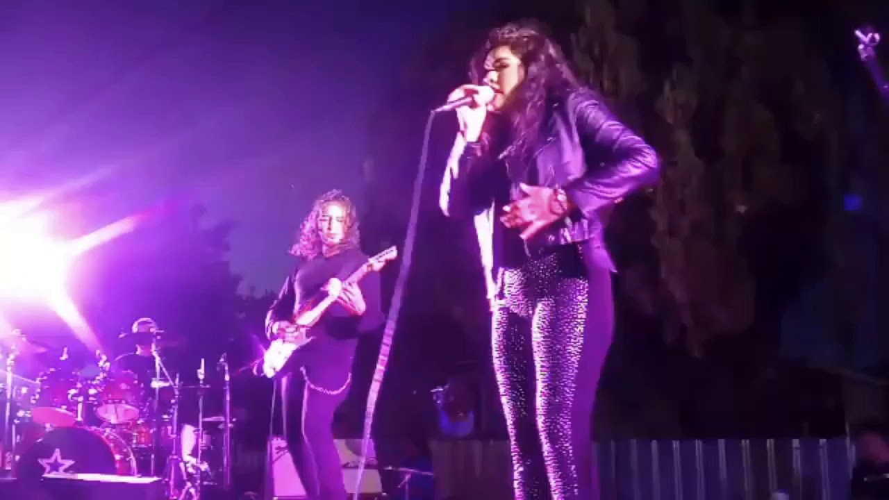 “UNA VEZ MAS”ISABEL MARIE SÁNCHEZ AND THE VIBE 2019 - YouTube
