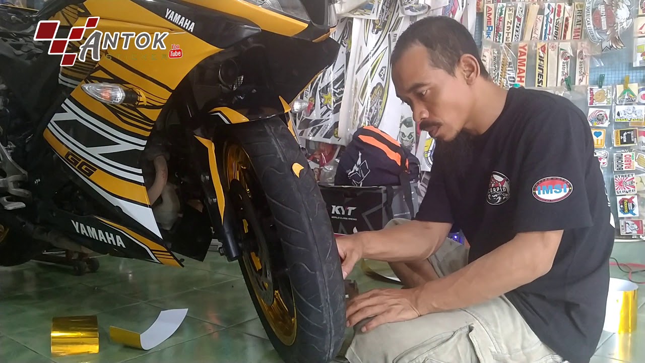 Modal sticker tok! Velg R15v3 jadi BLINK-BLINK. - YouTube