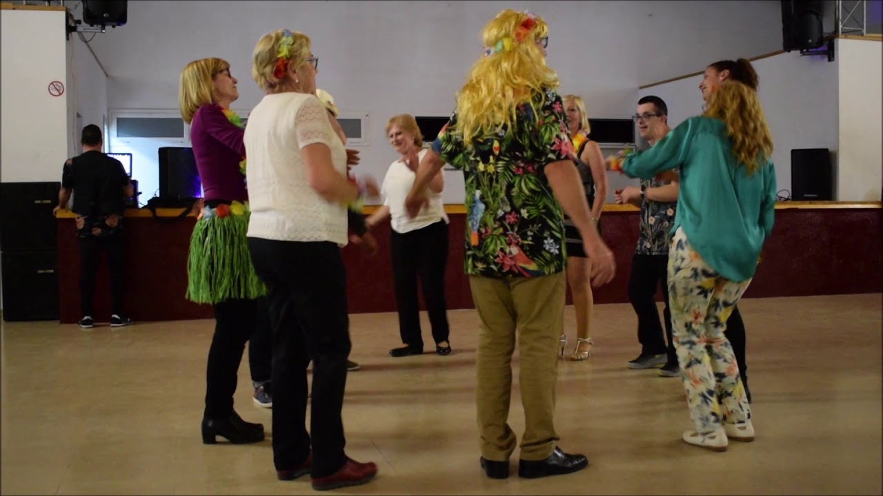EL BAILE DE LOS PAJARITOS - YouTube