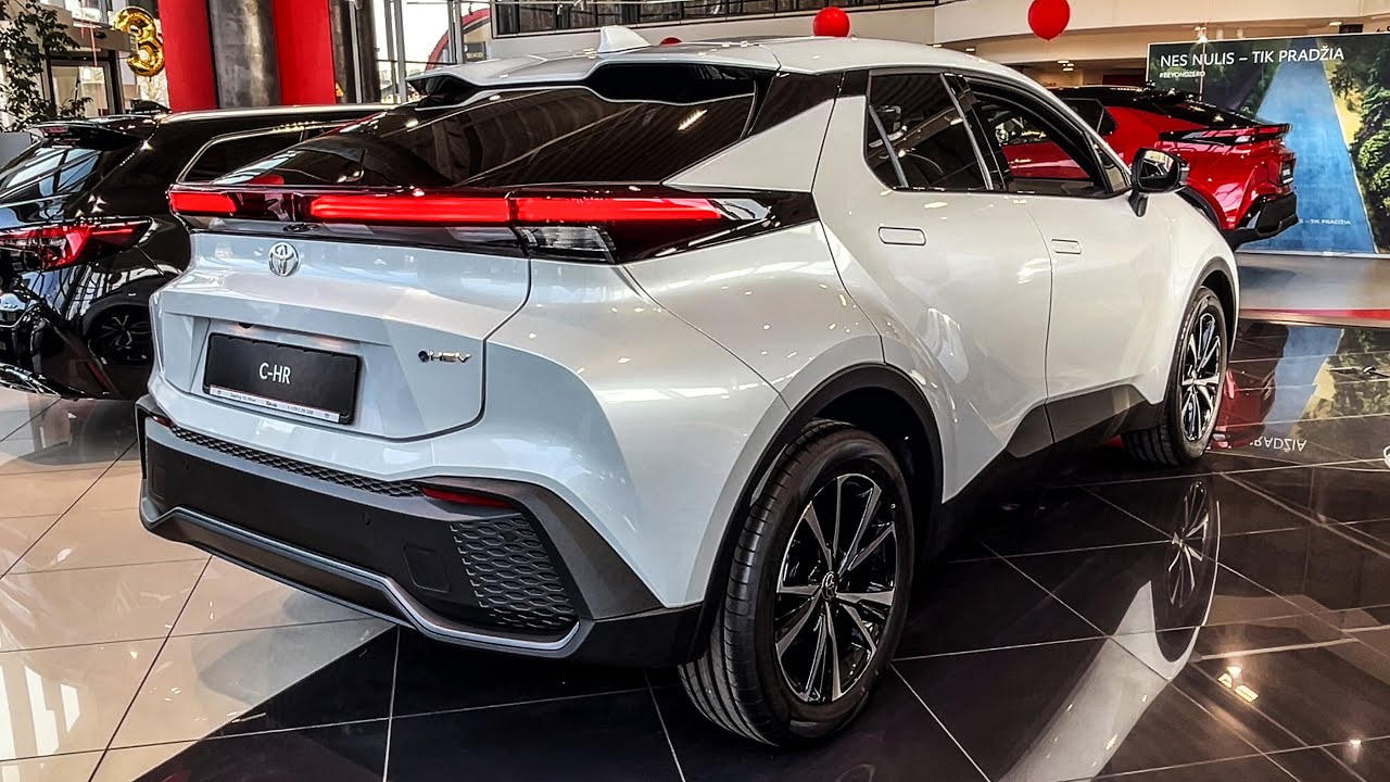 2025 TOYOTA C-HR LUXURY - INTERIOR AND EXTERIOR WALKAROUND 4K - YouTube