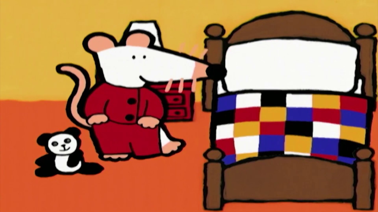 Maisy Mouse | Hanging Around | Cartoon For Children - YouTube