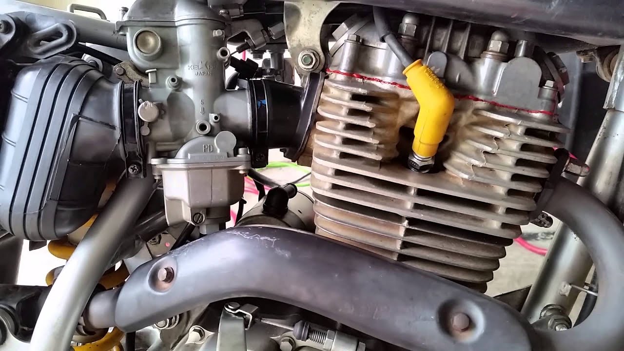 2005 Honda CRF230F Warmup - YouTube