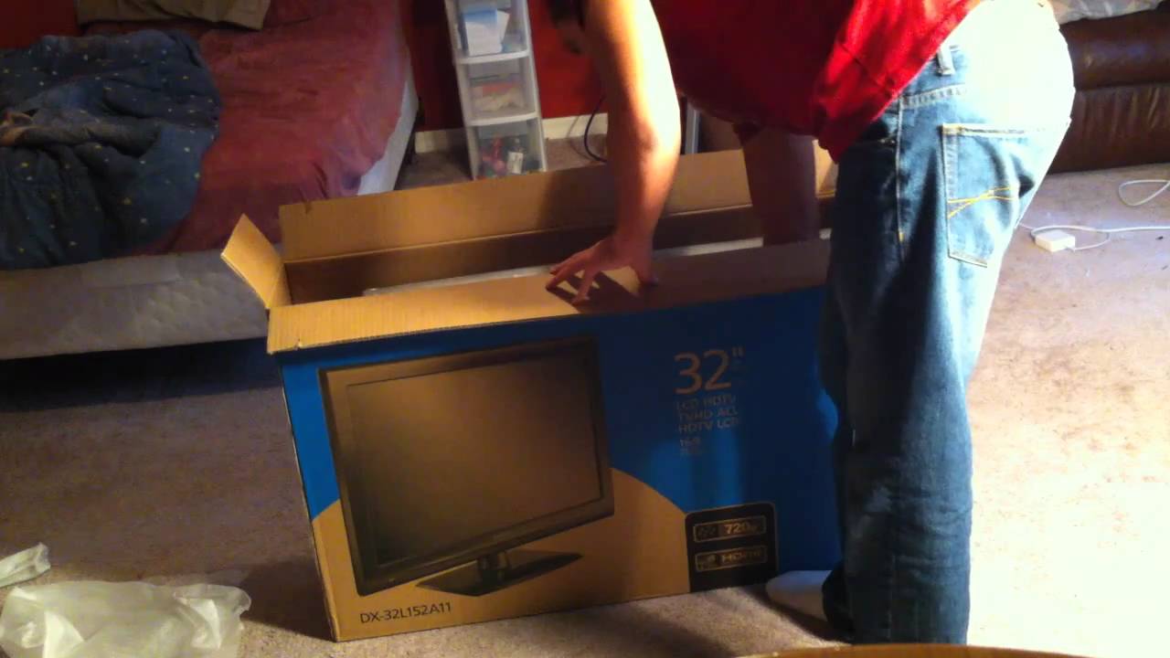 Dynex 32" 720p LCD TV Unboxing! - YouTube