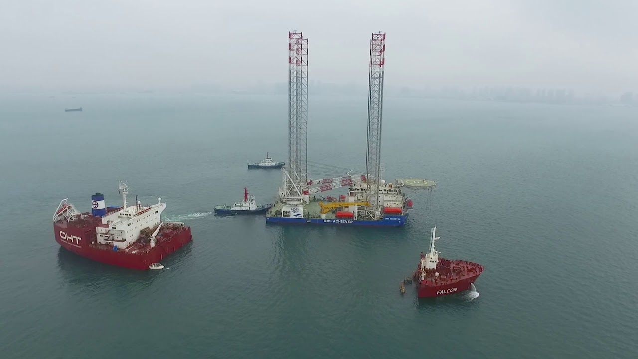 QMS Achiever & Sentinel Load out 21 May 2017 - YouTube