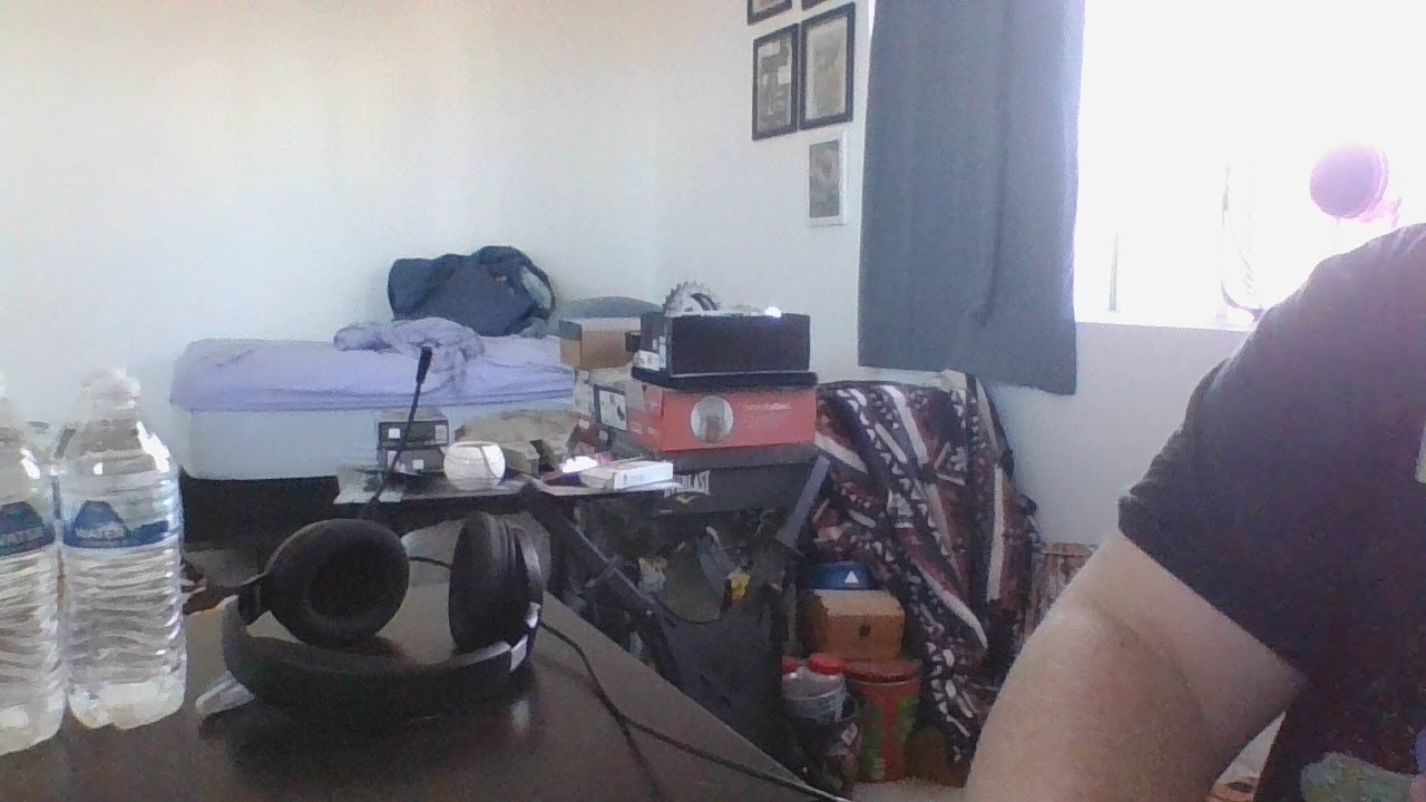 Move stuff around in the Loft / bedroom - YouTube