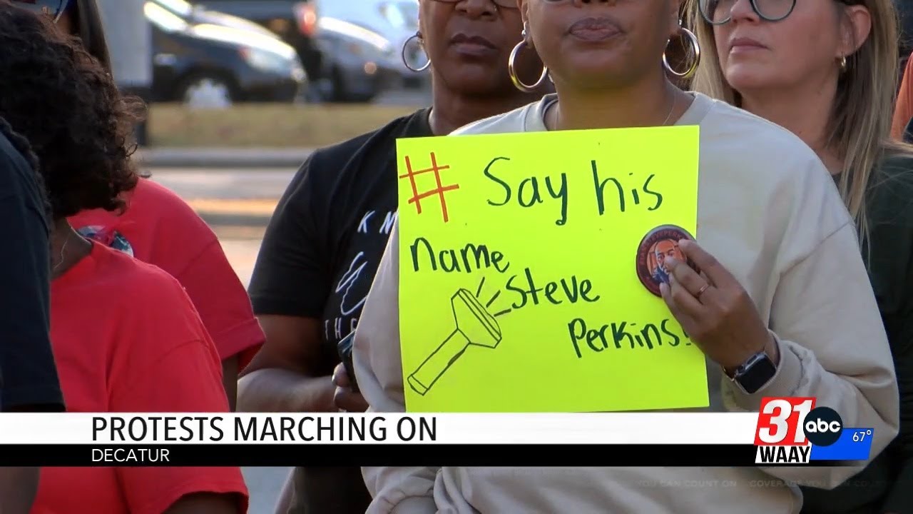 Protests Continue in Decatur - YouTube