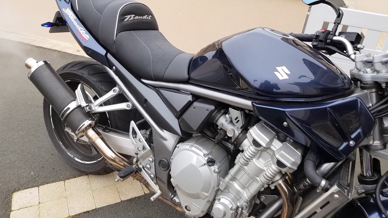 Suzuki Bandit 1250 pot Delkevic - YouTube