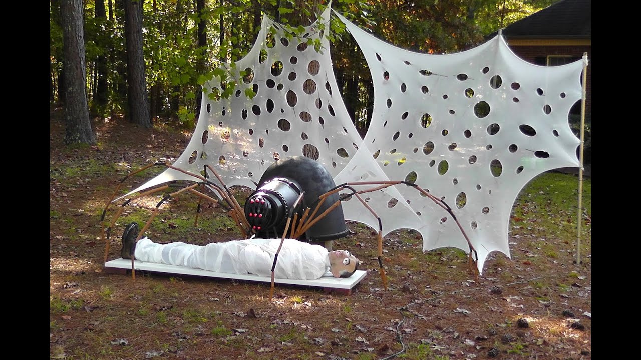Giant Homemade Halloween Spider - YouTube