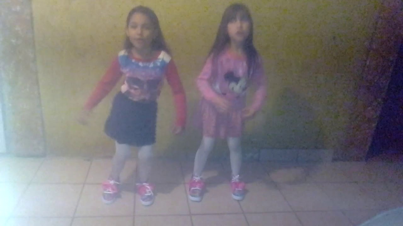 Bailando Con Mi Prima Youtube