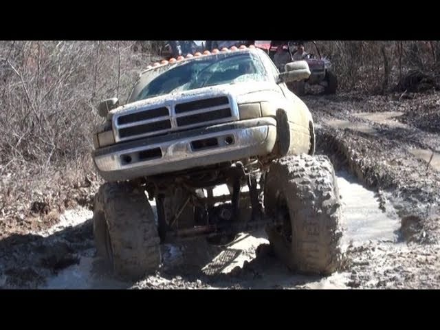Trucailí Lifted Mudding MIDSUMMER 4X4 TRIAL "Big Suzuki" Pro Modified