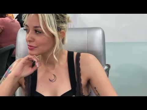 Funny Vibrator Prank Challenge That My girlfriend controlling my toy in public Nail Art Service