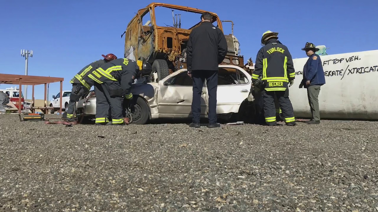 Heavy Vehicle Stabilization & Extrication - YouTube