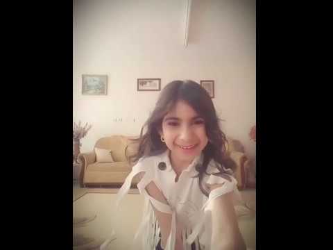 Hint dansı yapan kücük kız Main tera grilfriend raabta