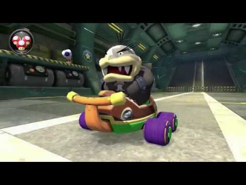 Slow motion Mario Kart 8 - YouTube