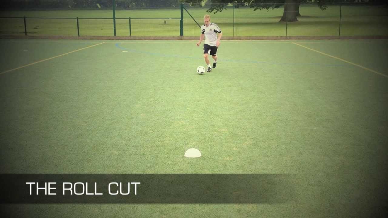 Learn the Roll Cut & Squeeze Turn - Football Soccer Move Tutorial - YouTube