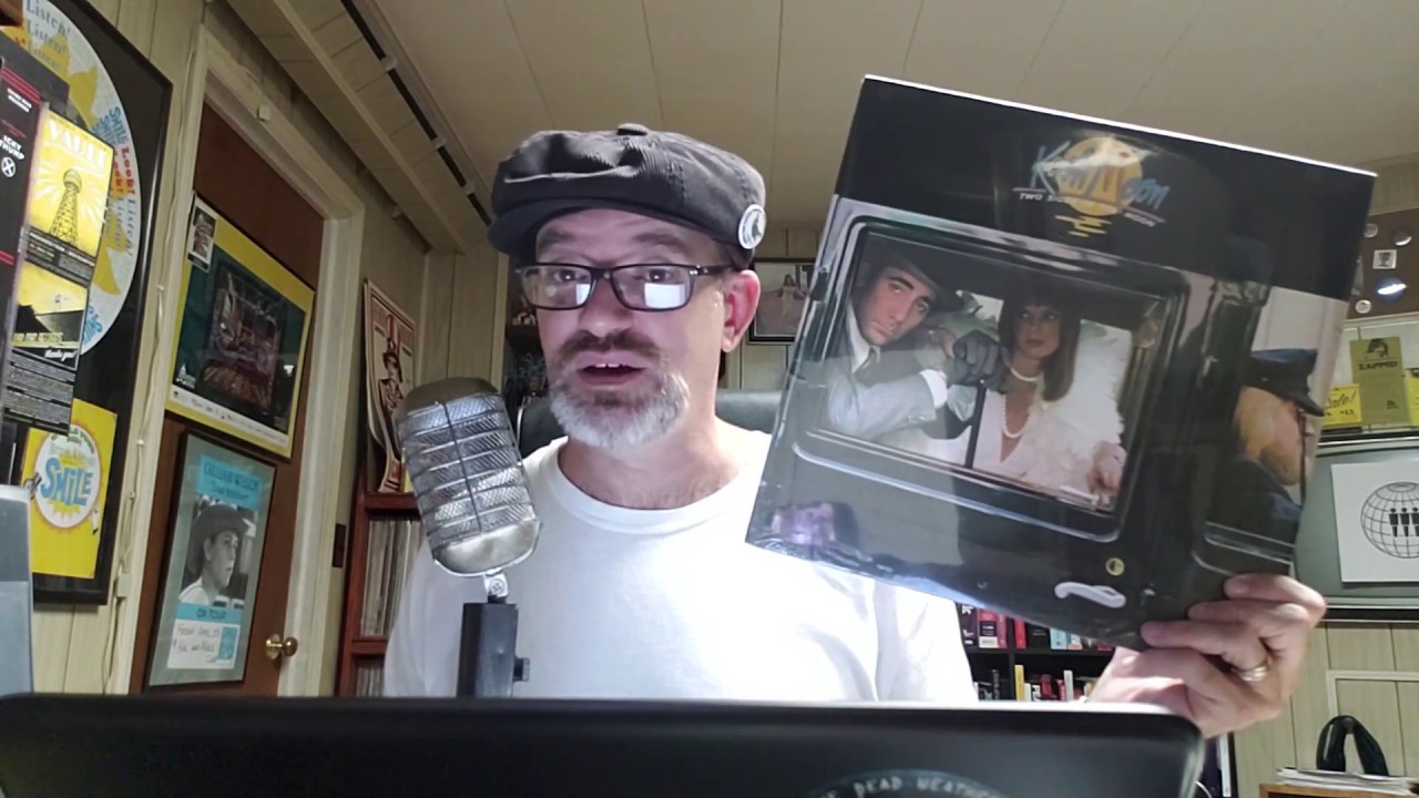 Daily Records #255: Keith Moon "Two Sides Of The Moon" - YouTube