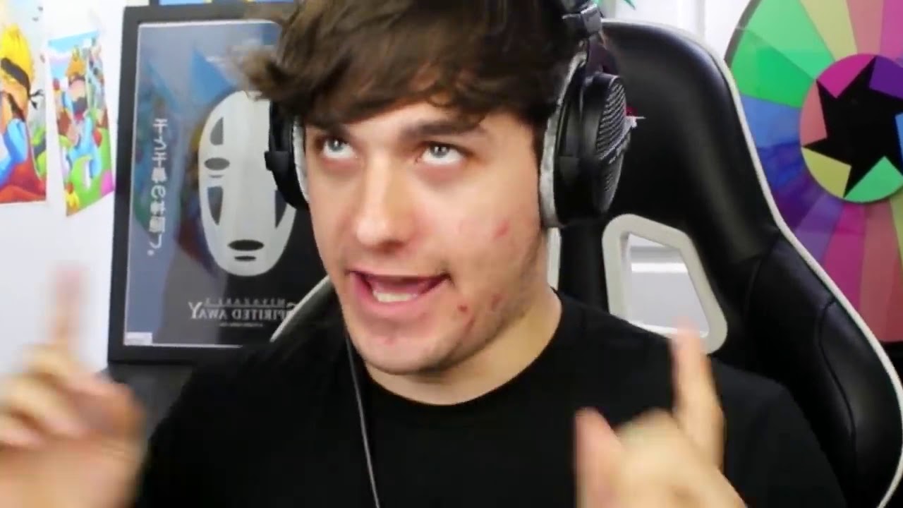 DONUT DAVE DISGUISE TROLLING!! Pretending To Be FAKE DONUT DAVE In ...