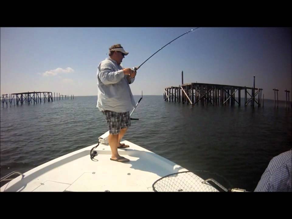 Lake Pontchartrain red fish - YouTube