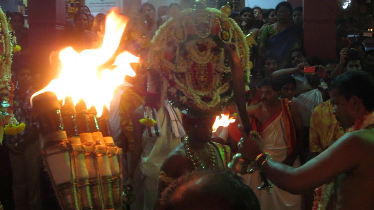 Kalikamba temple Mangalore utsawa - YouTube