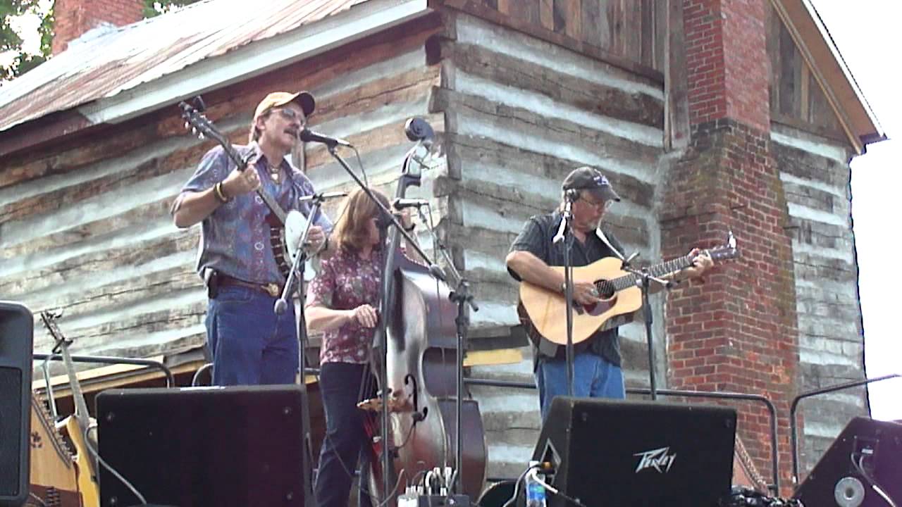 Dale Jett and Hello Stranger singing Down in a Hole - YouTube