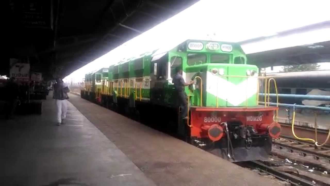 Genset WDM-2G Twins returning to Home after its Duty. - YouTube