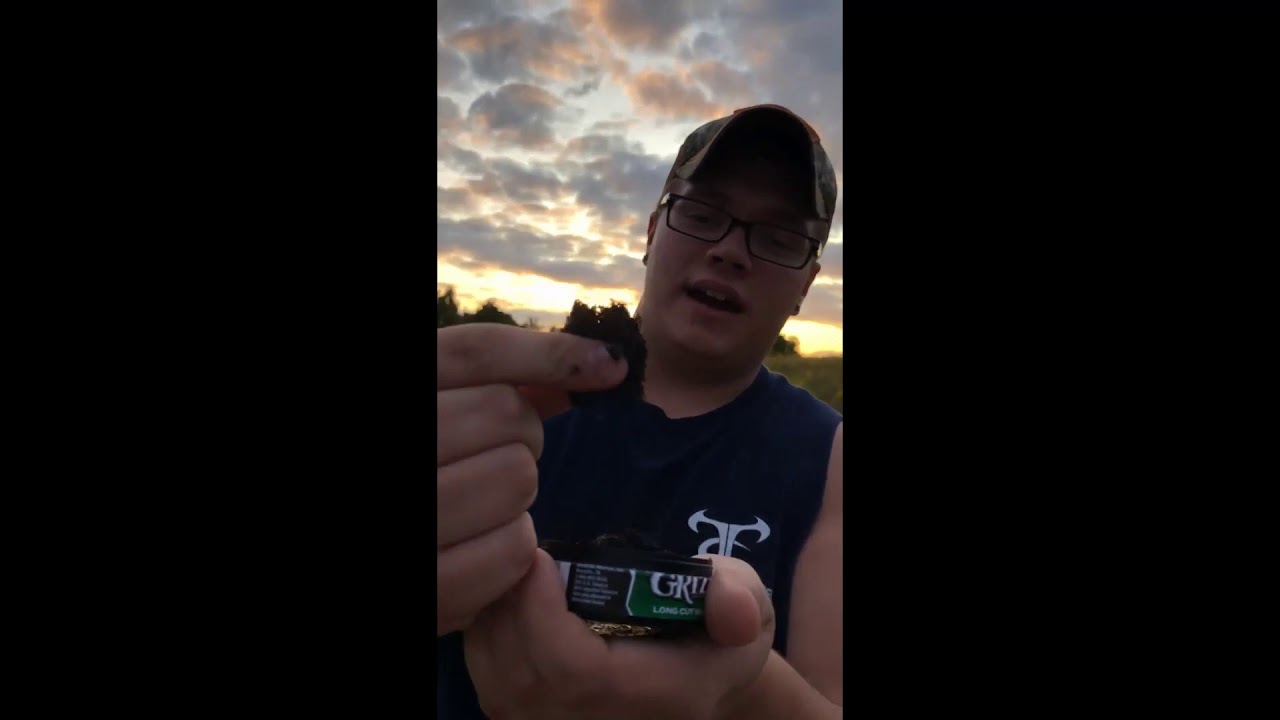How to Pack a FAT Lip of Grizzly Dip!! - YouTube
