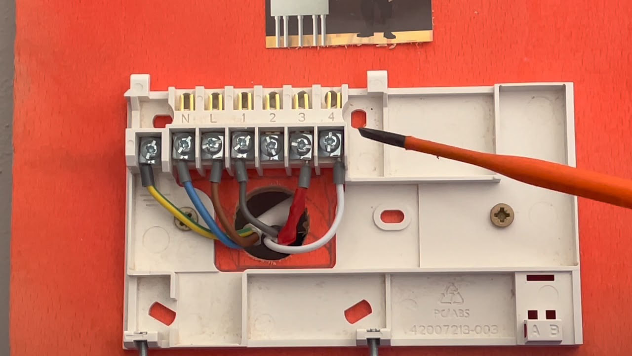 Y plan heating system wiring explained Honeywell edition - YouTube