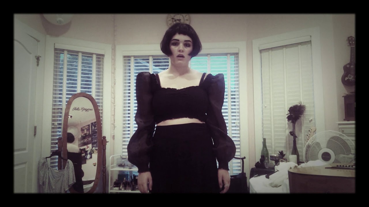 I like the clock. - YouTube