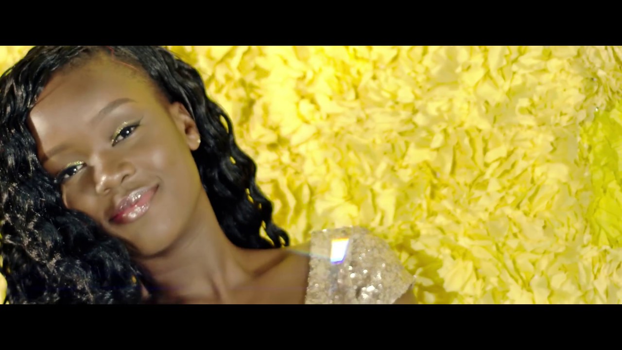 Mike Alabi Ft. Révolution - On se connait - Clip Officiel - YouTube